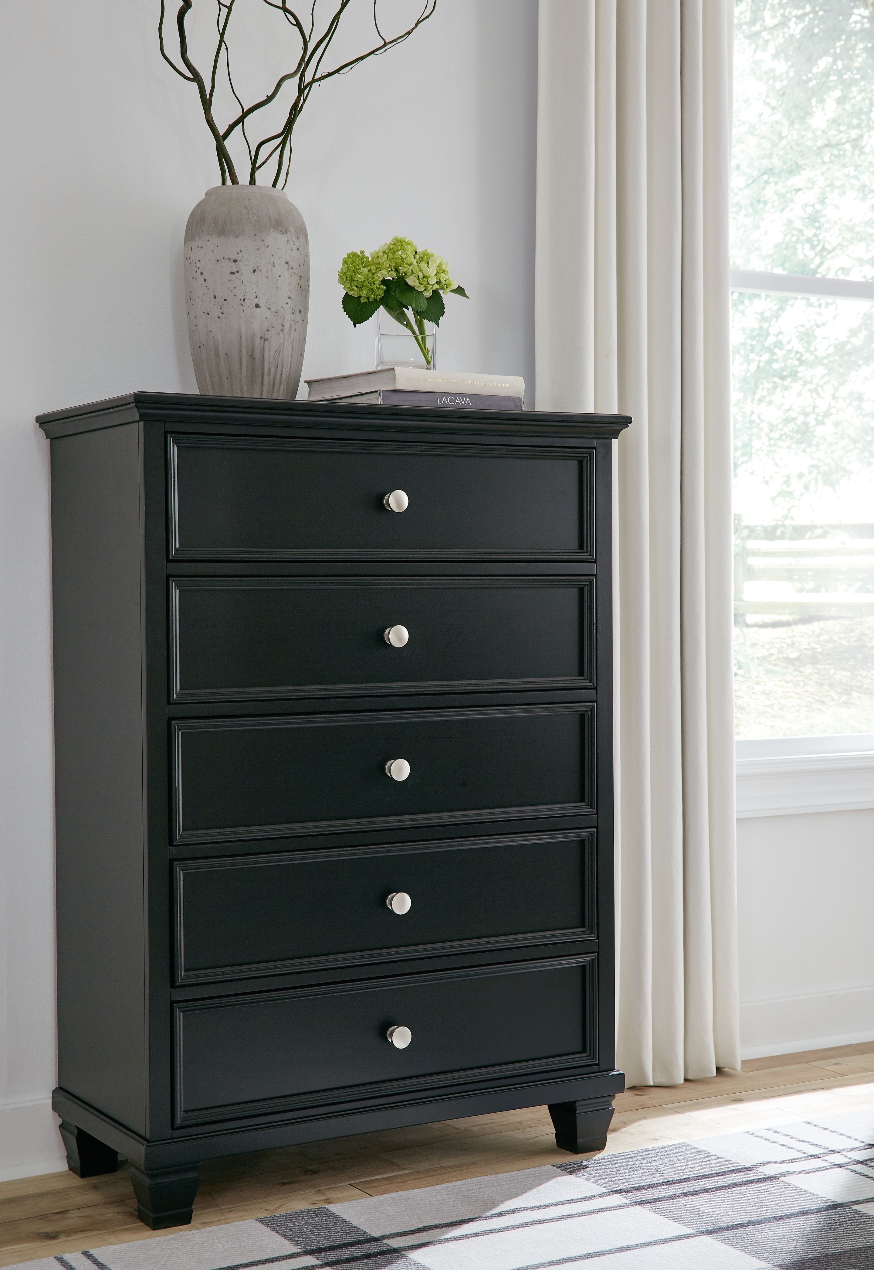 Lanolee Black Five Drawer Chest